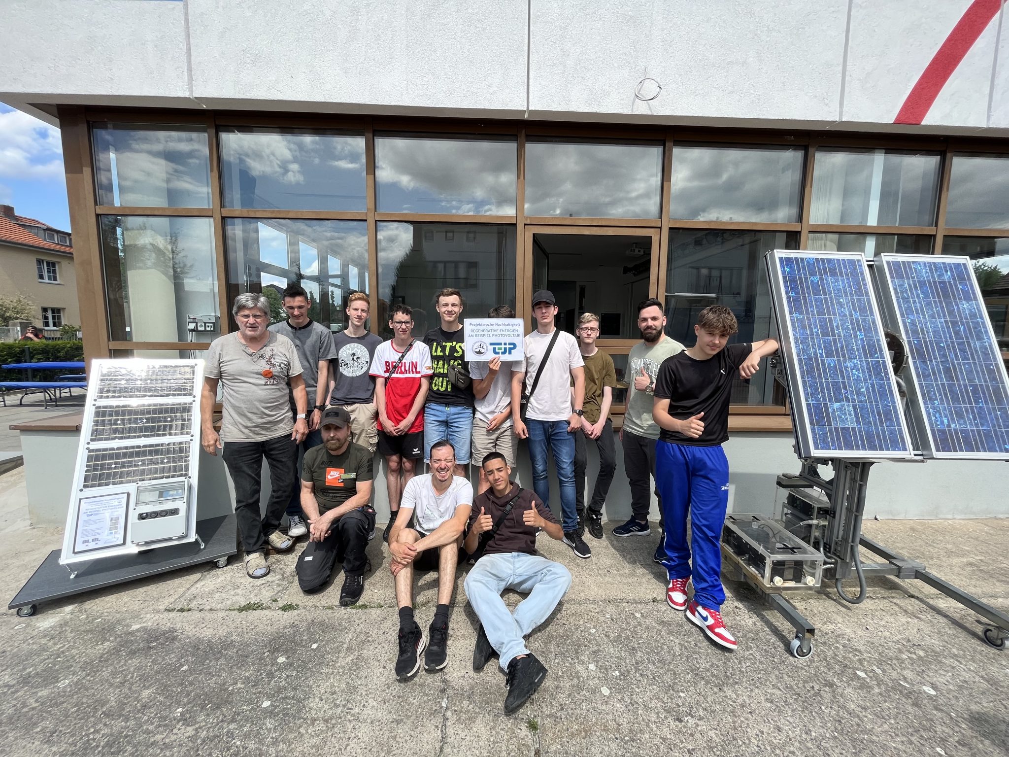 Klassenprojekt: Erneuerbare Energien erforschen und eine eigene Photovoltaik Anlage bauen ...